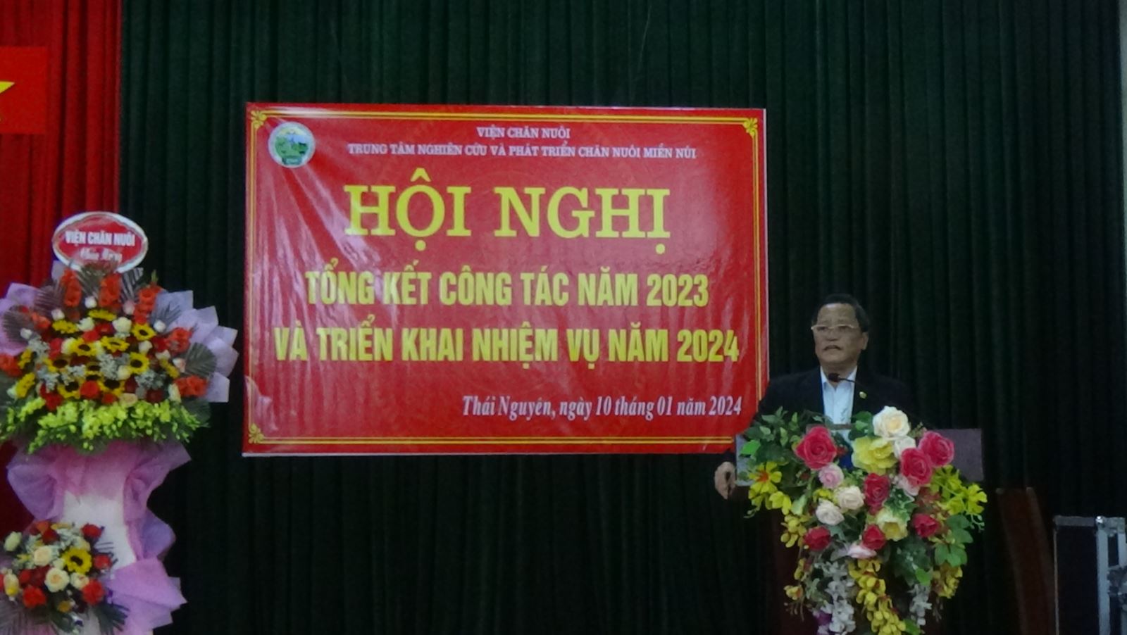 Trung tâm nghiên cứu và phát triển chăn nuôi miền Núi tổ chức Hội nghị tổng kết công tác năm ...